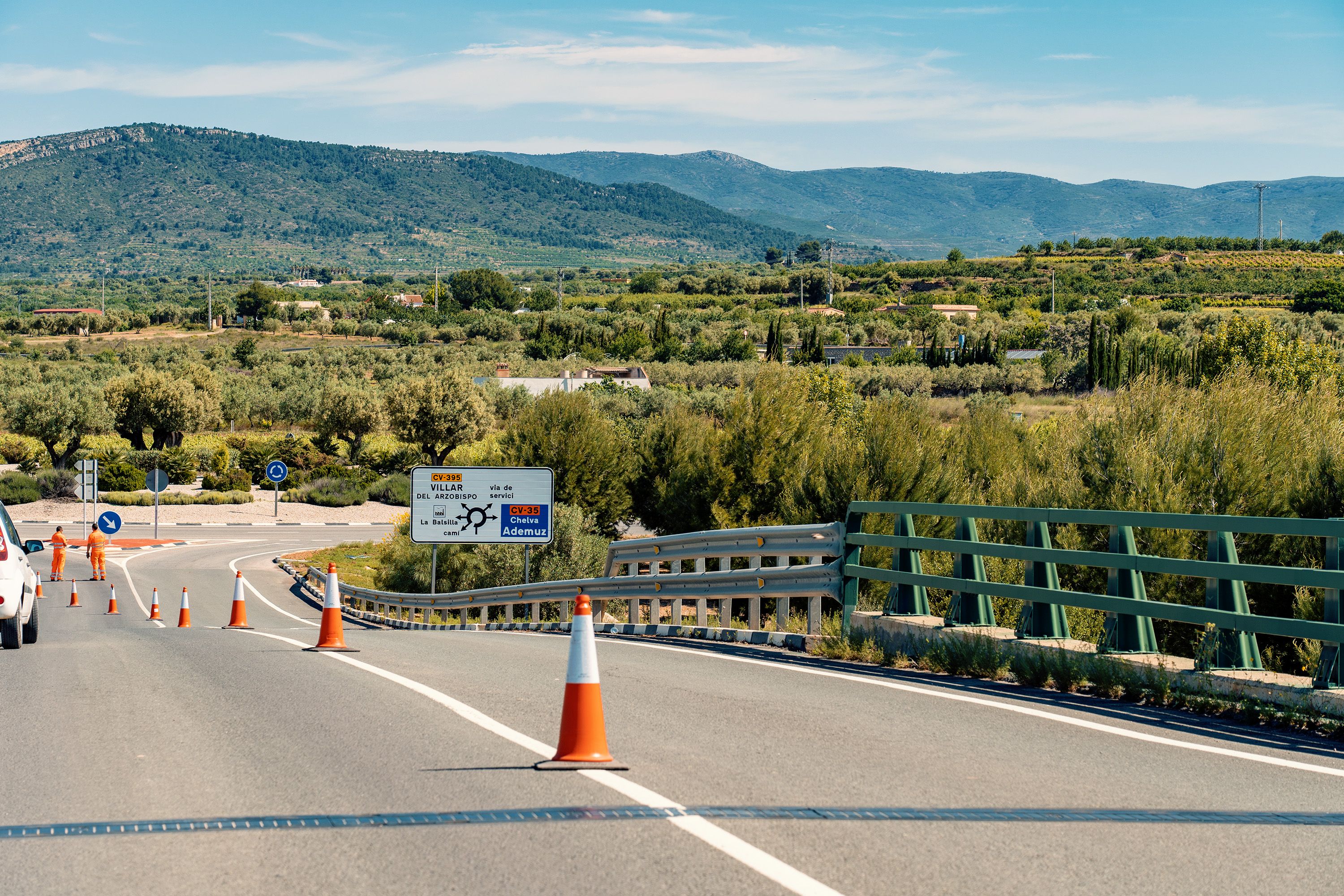Obras Públicas adjudica por 95 millones de euros los contratos de ...