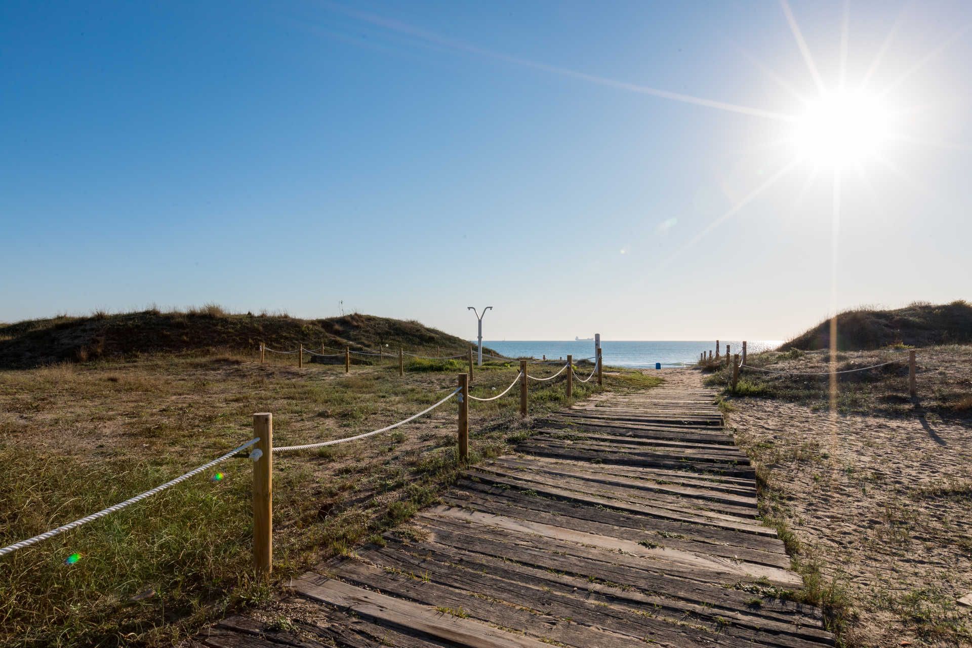 Las mejores playas de València y cómo llegar a ellas