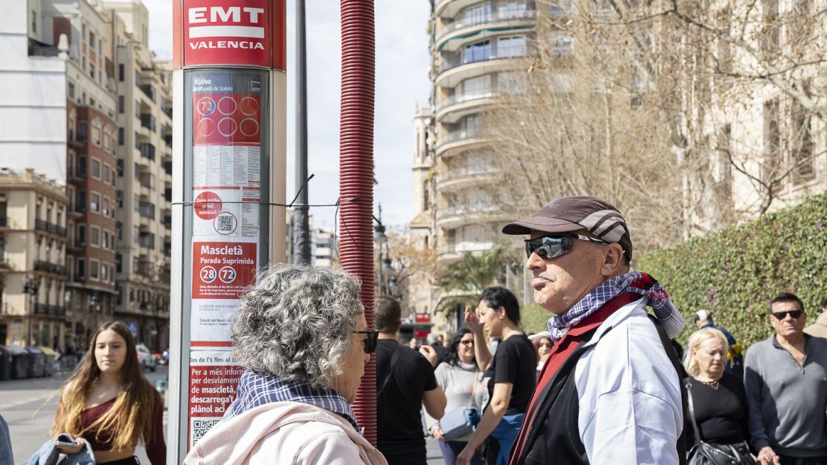 EMT Valencia en Fallas 2026: autobuses 24 horas y nuevas rutas