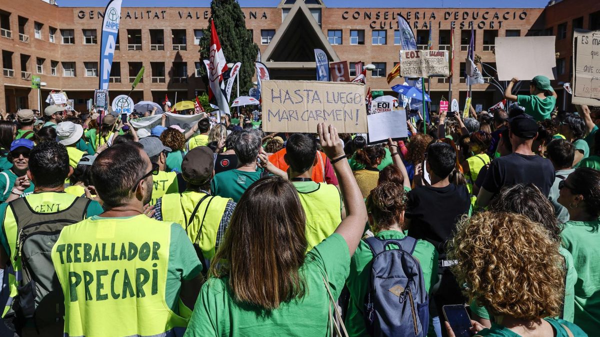 Valencia colapsa este viernes por las protestas de docentes y taxistas